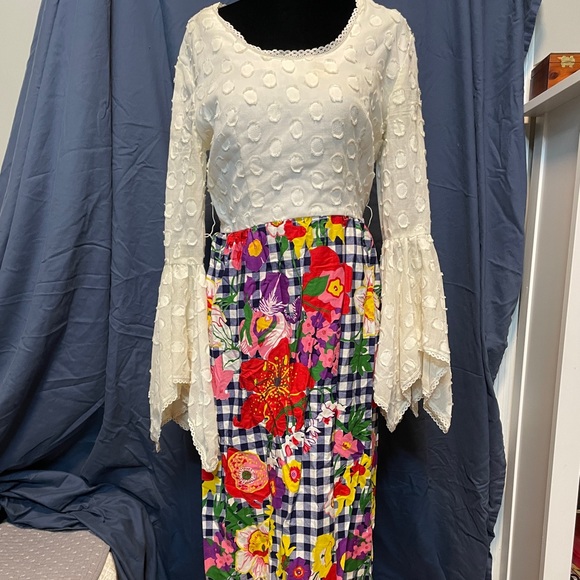 Dresses | Vintage 196s Flair Arm Floral Dress | Poshmark